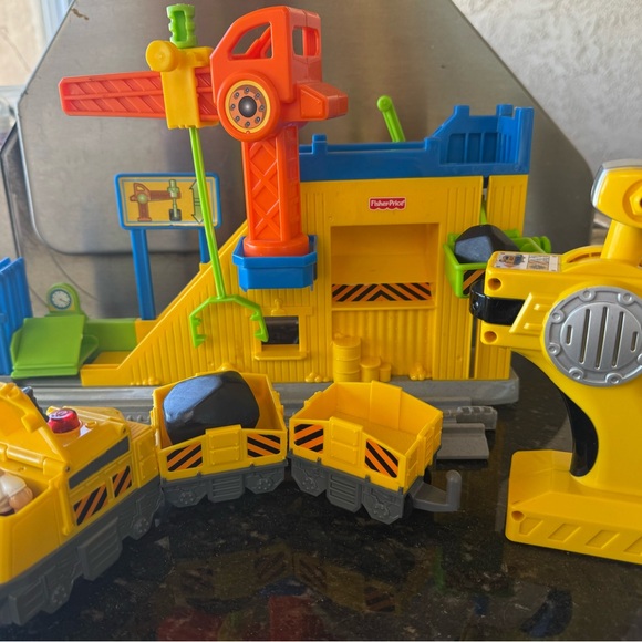 Fisher-Price | Toys | Fisherprice Geotrax Knox Nick Construction Set ...